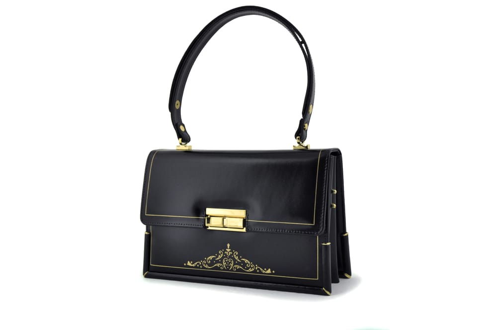 Misuri - 17 Photos - Leather Goods - Piazza di Santa Croce 20R, Santa ...