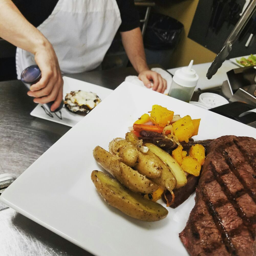 Red Cork Bistro - 106 Photos & 67 Reviews - Wine Bars - 11700 Mukilteo ...