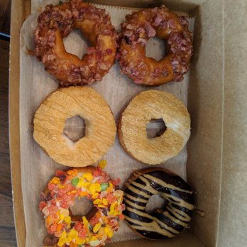 The Donut Experiment - 293 Photos & 302 Reviews - Donuts - 210C Pine ...