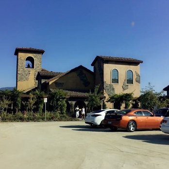 Robert Renzoni Vineyards - 447 Photos & 372 Reviews - Wineries - 37350 ...