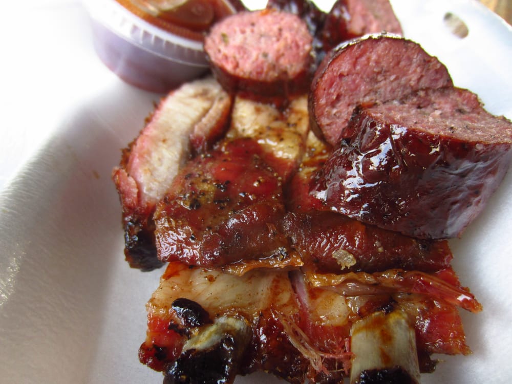 Snow’s BBQ - 472 Photos & 266 Reviews - Barbeque - 516 Main St ...