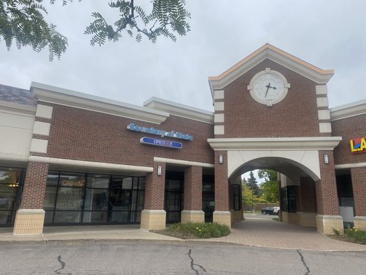 Secretary Of State, 31164 Beck Rd, Novi, MI 48377, US - MapQuest