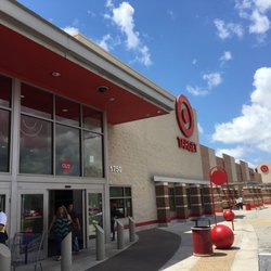 Target - 28 Photos & 26 Reviews - Department Stores - 1750 W 37th St ...
