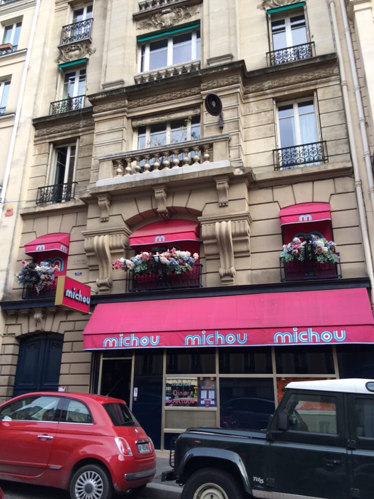 Chez Michou - 11 Photos & 28 Reviews - Cabaret - 80 Rue Martyrs ...
