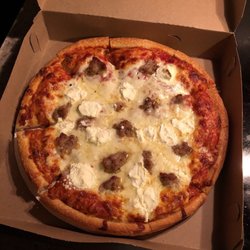 Astro’s Pizza & Restaurant - 26 Photos & 19 Reviews - Pizza - 1593 King ...