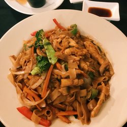 Basil Asian Bistro - 63 Photos & 153 Reviews - Chinese - 585 Market Ave ...