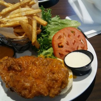 Duffy’s Sports Grill - 479 Photos & 388 Reviews - American (Traditional ...