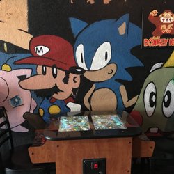 Tenth Level Tavern - 186 Photos & 94 Reviews - Bars - 1242 NE 38th St ...