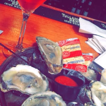 Middleton Tavern - 110 Photos & 285 Reviews - Seafood - 2 Market Space ...