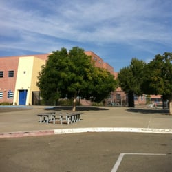 Thomas Hart Middle School - Middle Schools & High Schools - 4433 Willow ...