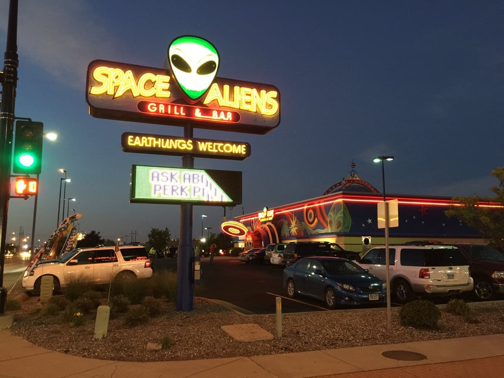 Space Aliens Grill & Bar - 49 Photos & 52 Reviews - Pizza - 1840 45th ...