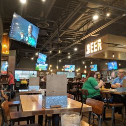 Northern Tap House - 27 Photos & 55 Reviews - Pizza - 5020 Keystone ...