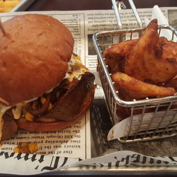 Royale with Cheese - 134 Photos & 96 Reviews - Burgers - 4163 Cass Ave ...
