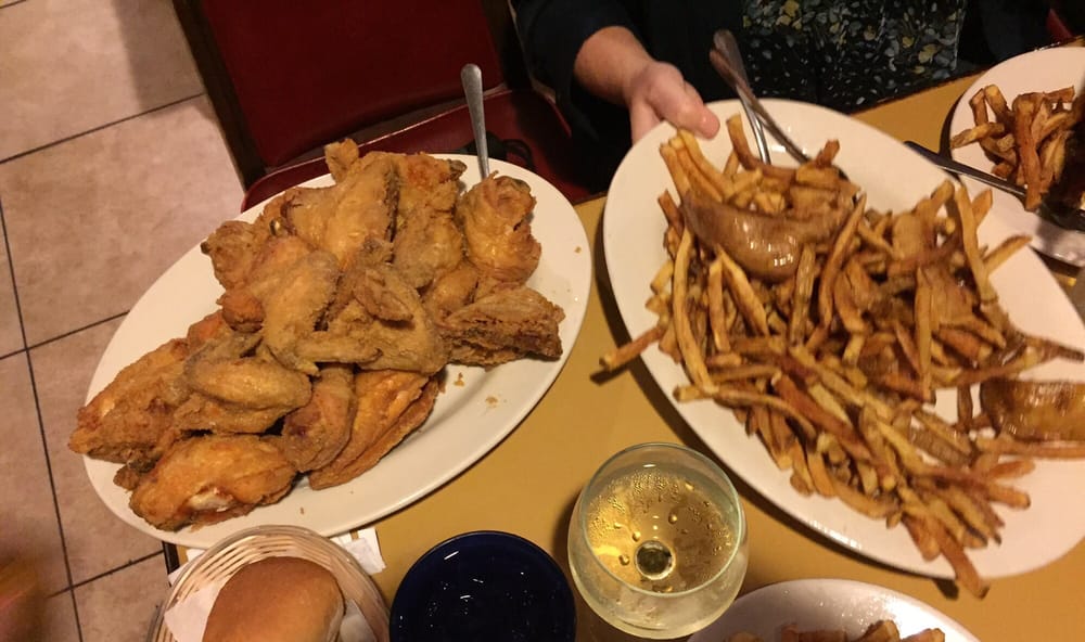 Broaster House - 14 Photos & 22 Reviews - Comfort Food - 263 Pond St ...