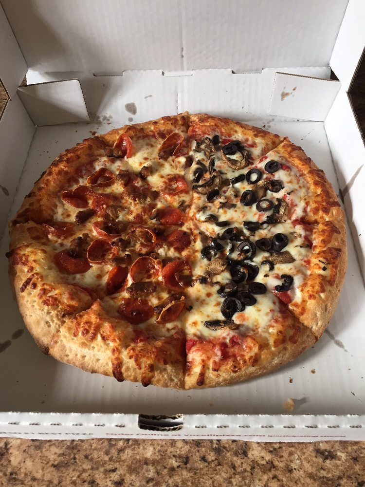 Vocelli Pizza - Order Food Online - 10 Photos & 20 Reviews - Pizza ...