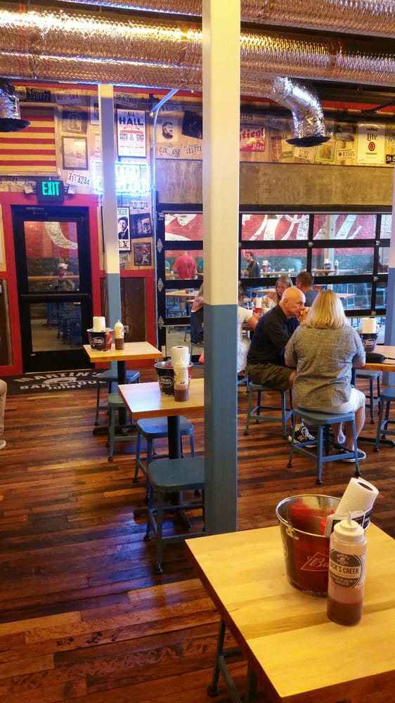 Martin’s Bar-B-Que Joint - 37 Photos & 38 Reviews - Barbeque - 410 4th ...