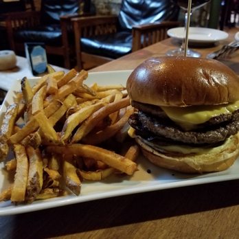 The Monkey’s Paw - 289 Photos & 226 Reviews - Gastropubs - 2524 N ...