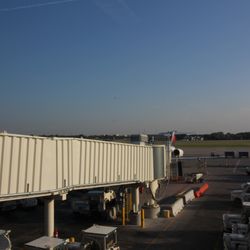 MSP Airport - Terminal 2 Humphrey - 101 Photos & 31 Reviews - Airport ...