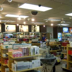 UETA Duty Free - Duty-Free Shops - 109 Commercial St, Eagle Pass, TX ...