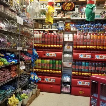 Economy Candy - 582 Photos & 704 Reviews - Candy Stores - 108 Rivington ...