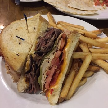 Sierra Gold - 79 Photos & 155 Reviews - American (New) - 680 S Meadows ...