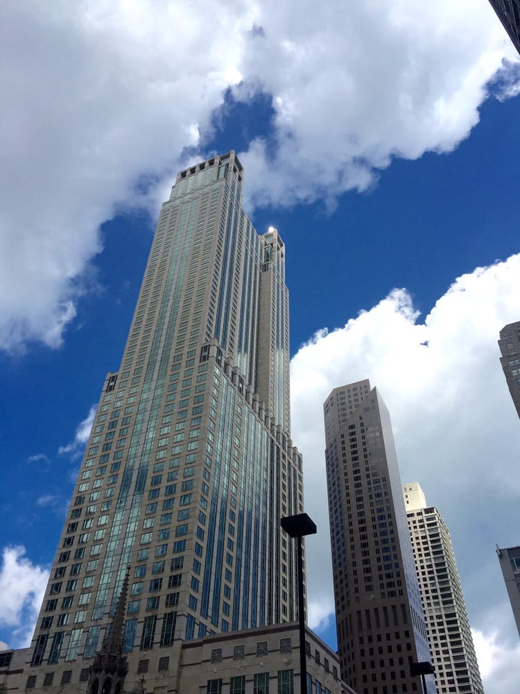 900 North Michigan Shops Parking - Parking - 900 N Michigan Ave, Near ...