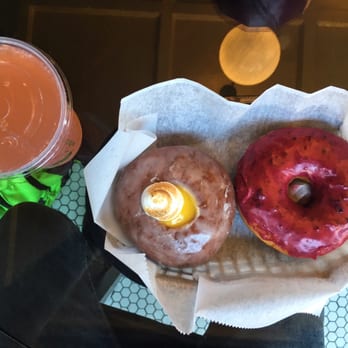 Guru Donuts - 94 Photos & 104 Reviews - Donuts - 928 W Main St, Boise ...