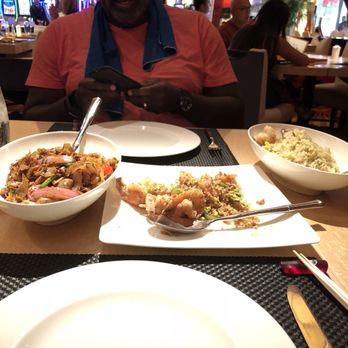 Wazuzu - 733 Photos & 514 Reviews - Asian Fusion - 3131 Las Vegas Blvd ...