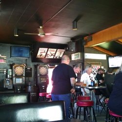 Grumpy’s Bar - 11 Photos & 62 Reviews - Bars - 2200 4th St NE ...