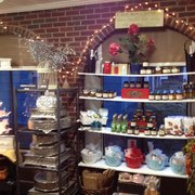 Main Street Bakery & Gift Shop - 13 Photos & 13 Reviews - Desserts ...