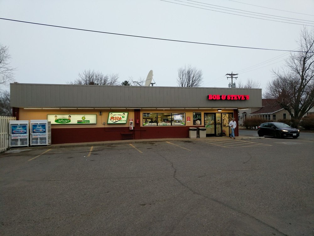 Bob & Steve’s Amoco - Beer, Wine & Spirits - 1060 3rd St, Hammond, WI ...