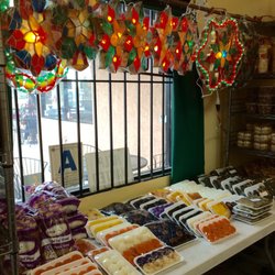 Kababayan Bakery - 75 Photos & 99 Reviews - Filipino - 8423 Paradise ...