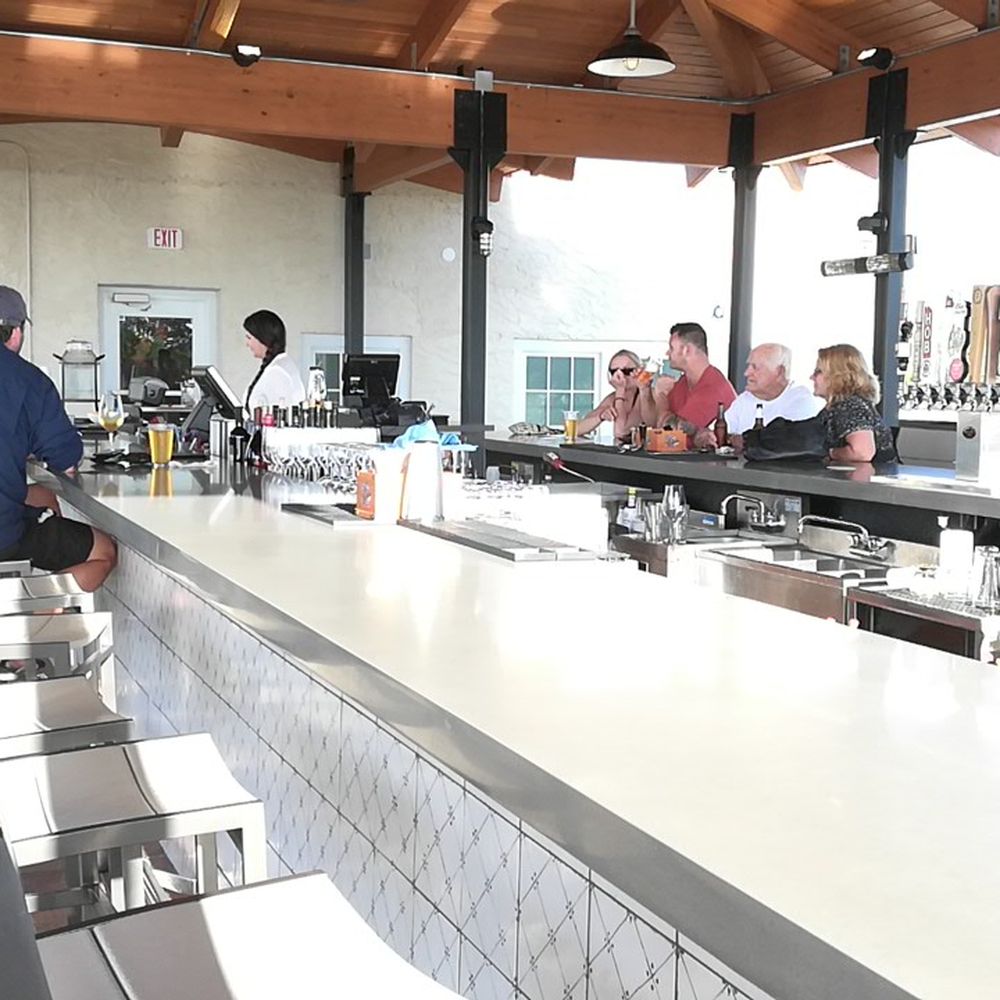 Hi-Fi Rooftop Bar - 35 Photos & 19 Reviews - Cocktail Bars - 453 ...