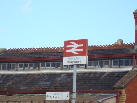 Barry Island Train Station - Public Transportation - The Parade, Barry ...