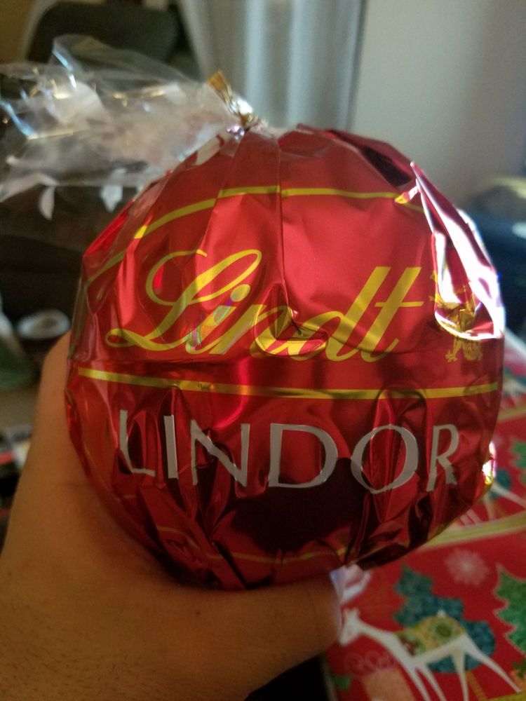 Lindt & Sprungli USA - 2019 All You Need to Know BEFORE You Go (with ...