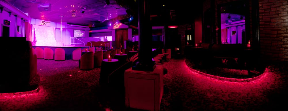 Synn Gentlemen’s Club - 18 Photos & 116 Reviews - Adult Entertainment ...