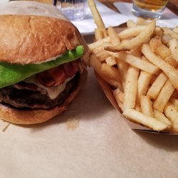 Beauvine Burger Concept - 224 Photos & 176 Reviews - Burgers - 1501 W ...