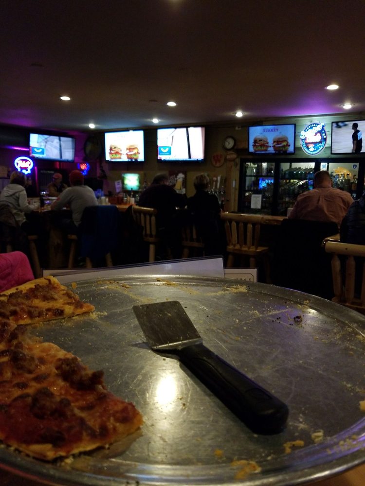 Log Tavern Pizza - Pizza - W10896 Spring Creek Rd, Lodi, WI ...