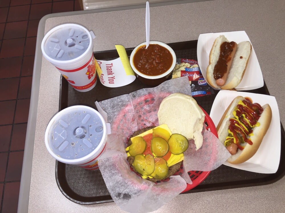Hot Dog Shoppe - 12 Photos & 36 Reviews - Hot Dogs - 320 Market St ...