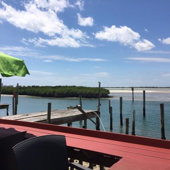 Hidden Treasure Rum Bar & Grill - 284 Photos & 211 Reviews - Seafood ...