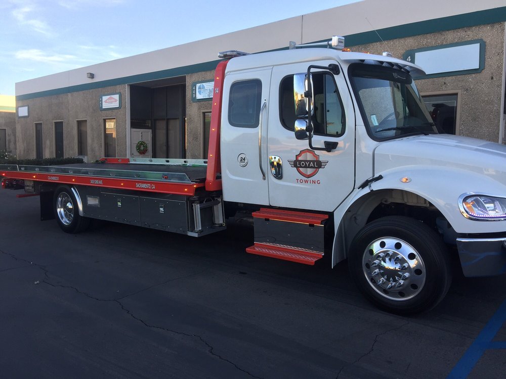 Loyal Towing - 34 Photos & 12 Reviews - Towing - 3435 52nd Ave ...