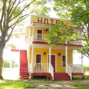 Moon River Ranch - 26 Photos - Venues & Event Spaces - Cr 417A, Satin ...