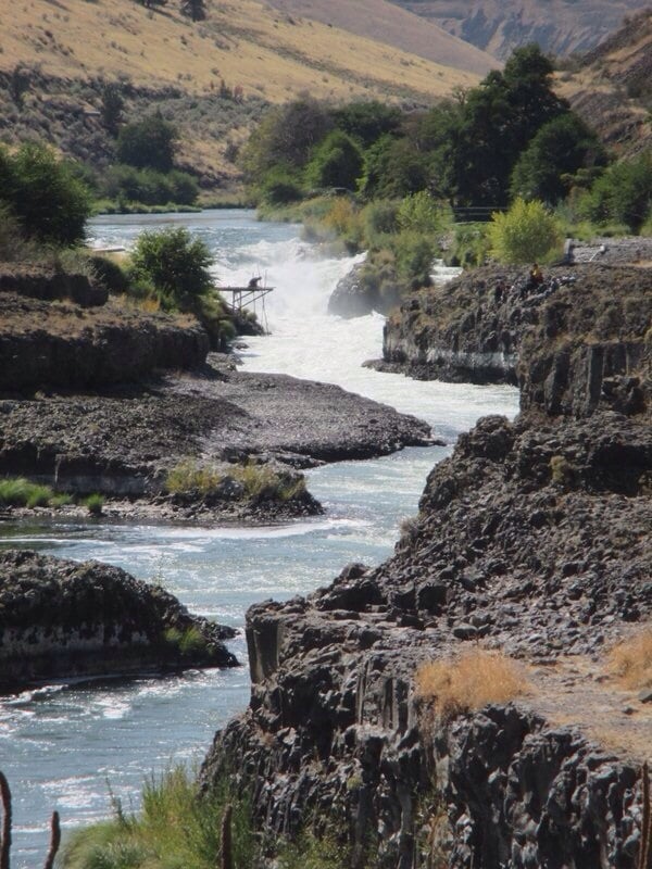 Imperial River Company - 17 Photos & 42 Reviews - Hotels - Maupin, OR ...