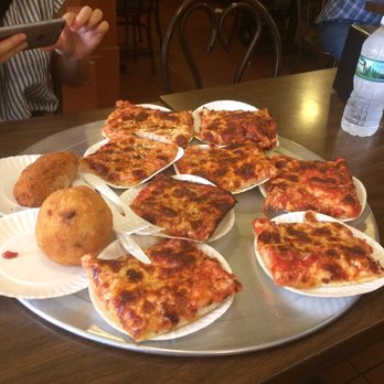 Galleria Umberto - 286 Photos & 489 Reviews - Pizza - 289 Hanover St ...