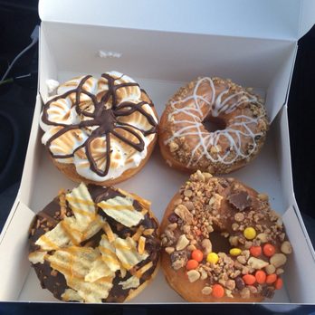 Destination Doughnuts - 75 Photos & 27 Reviews - Donuts - 10548 124 ...
