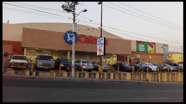 Calimax - Grocery - Blvd. Cucapah 22481, Villa Fontana, Tijuana, Baja ...