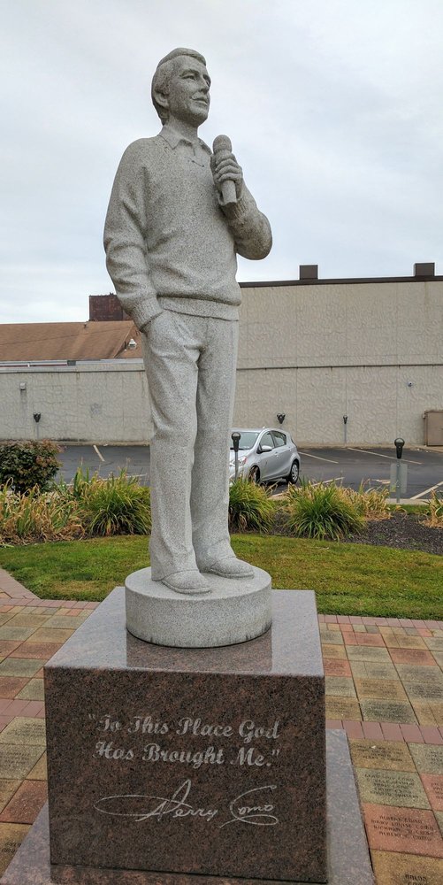 Perry Como Singing Statue - Landmarks & Historical Buildings - 68 E ...