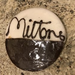 Milton’s - 378 Photos & 585 Reviews - Delis - 2660 Via De La Valle, Del ...