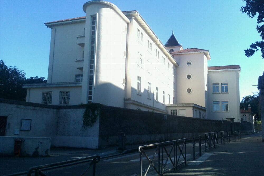 Centre Scolaire Saint Marc - Colleges & Universities - 11 Rue Soeur ...