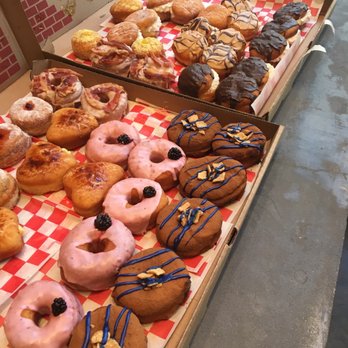 Diablo Doughnuts - 143 Photos & 89 Reviews - Donuts - 717 S Broadway ...